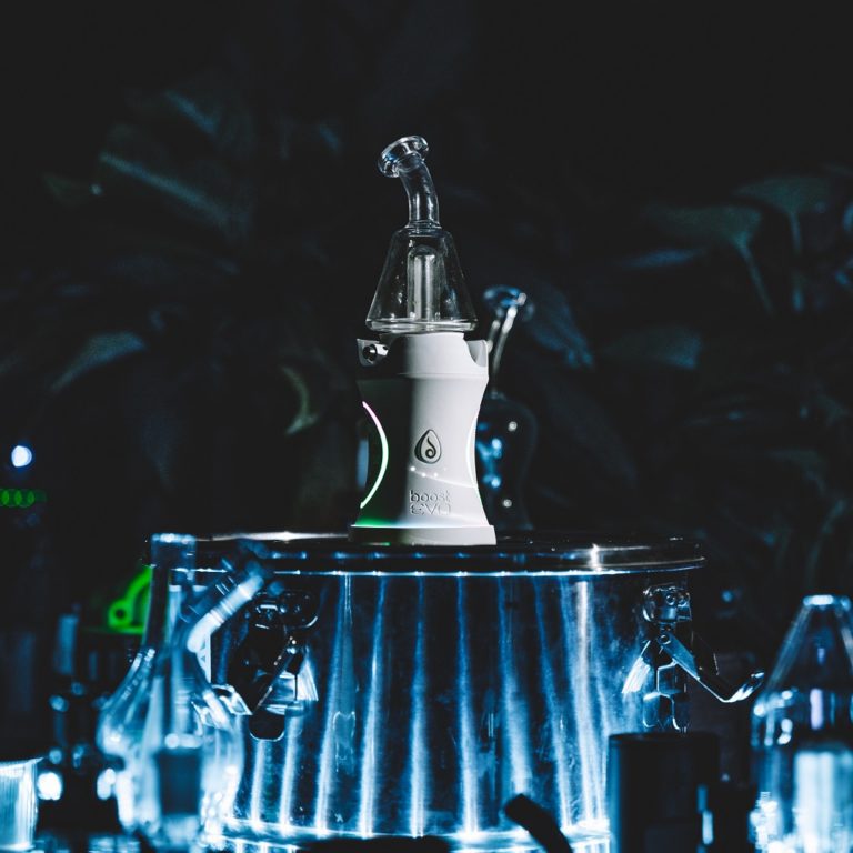 Dr. Dabber Boost EVO Review - Vaporizer Wizard